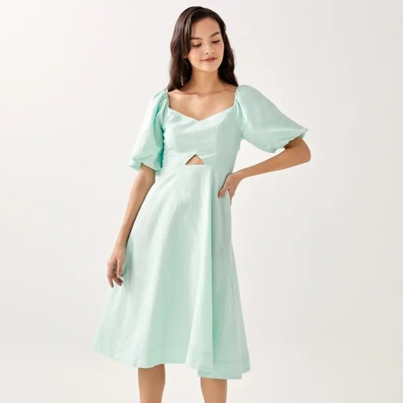 Love Bonito | Dresses | Final Price Love Bonito Vianca Smocked Cut Out ...